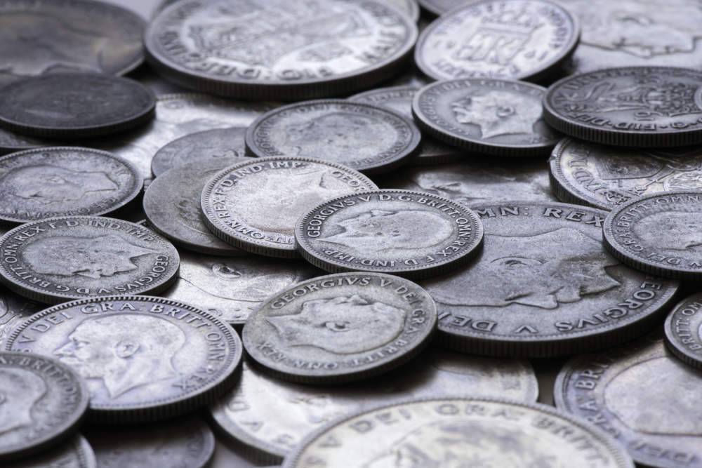 Queen Elizabeth II: Pre Decimal vs Decimal Coins - Hattons of London